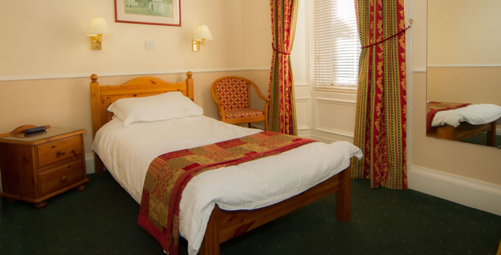 Hotels in Forfar - the Queens hotel